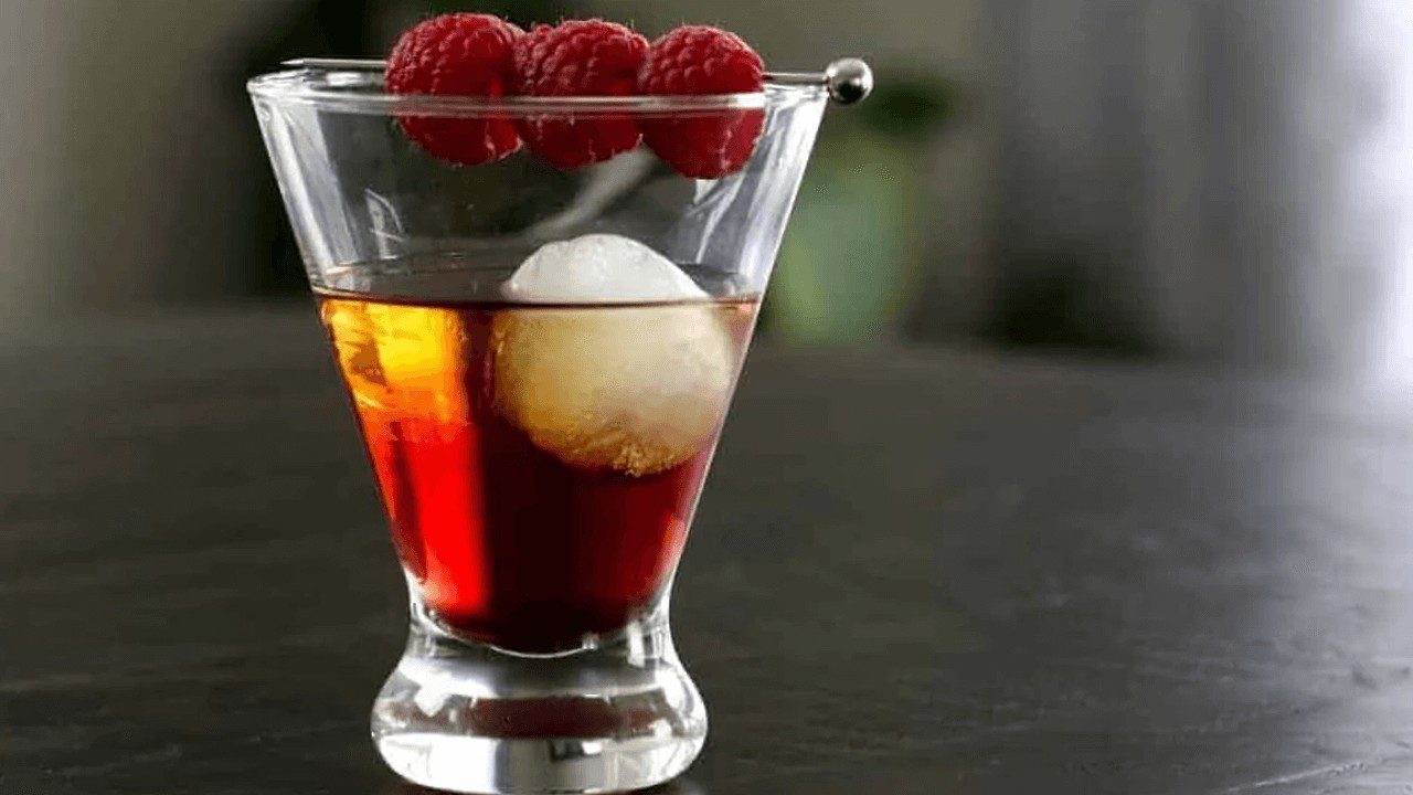 Skrewball Peanut Butter Whisky Cup Recipe - Jango Recipes